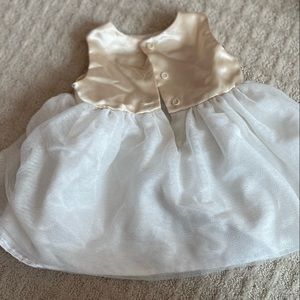 Biscotti | Dresses | Biscotti White And Gold Dress | Poshmark